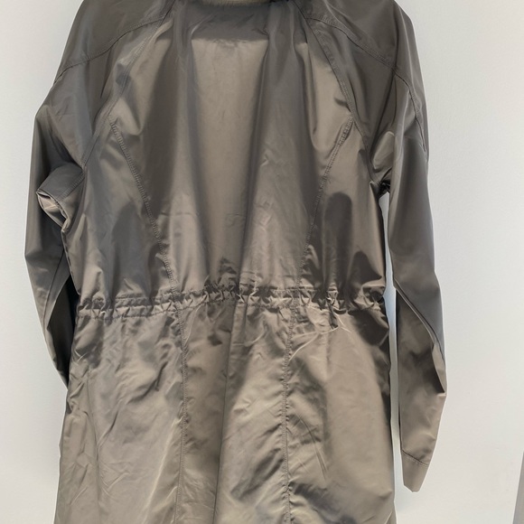 Apana | Jackets & Coats | Apana Rain Jacket Zip Front With Tuckaway ...